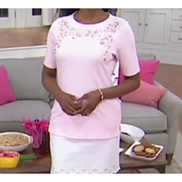 Quacker Factory | Tops | Quacker Factory Apple Blossom Embroidered ...